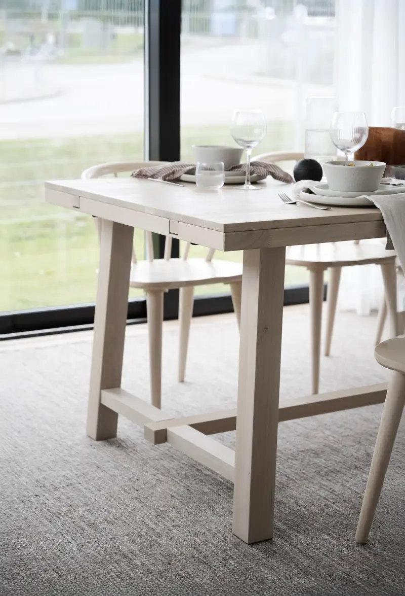 brooklyn dining room table